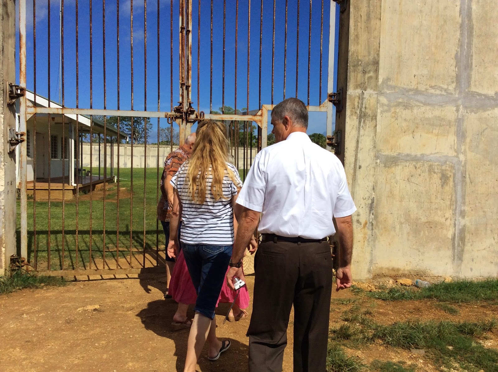 Murdocks In Tonga: Visit to Tonga Prison
